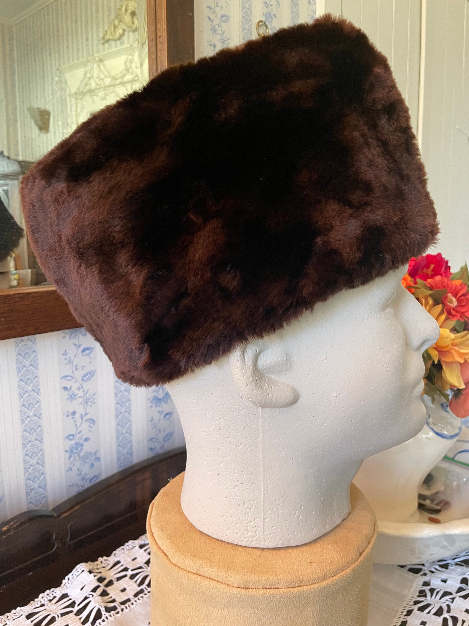 Vintage Fur Hat, Fur Winter Hat B675, Dark Brown Sheared Beaver Fur Hat ...