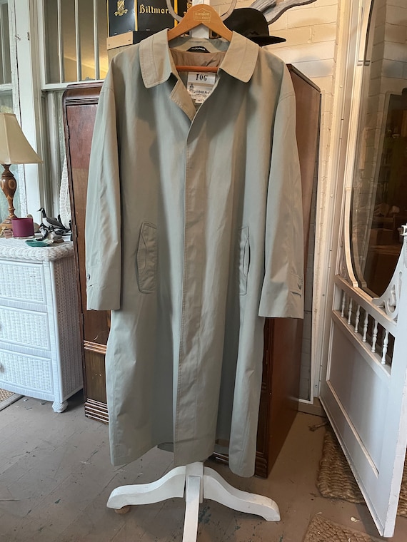 Vintage beige raincoat, neutral tan beige overcoat (B… - Gem