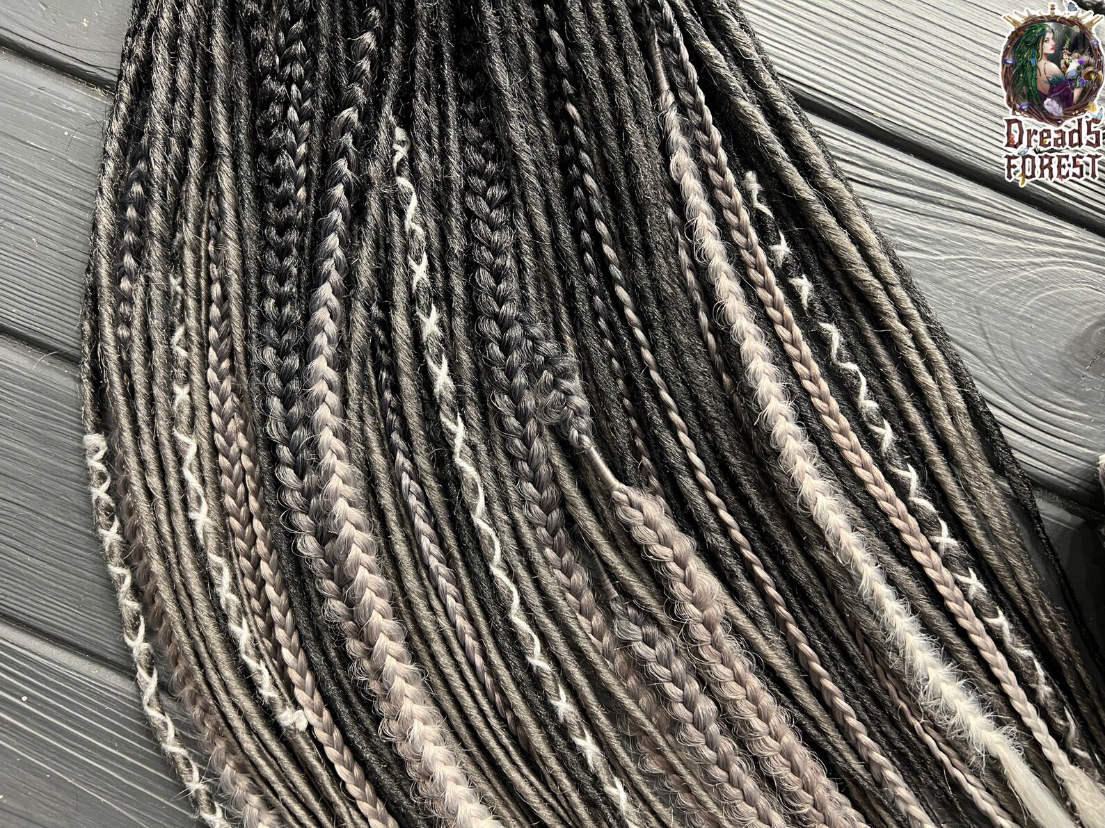 Synthetic Dreads Thin Twisted + Fishtail Braids Ombre Black on Shades ...