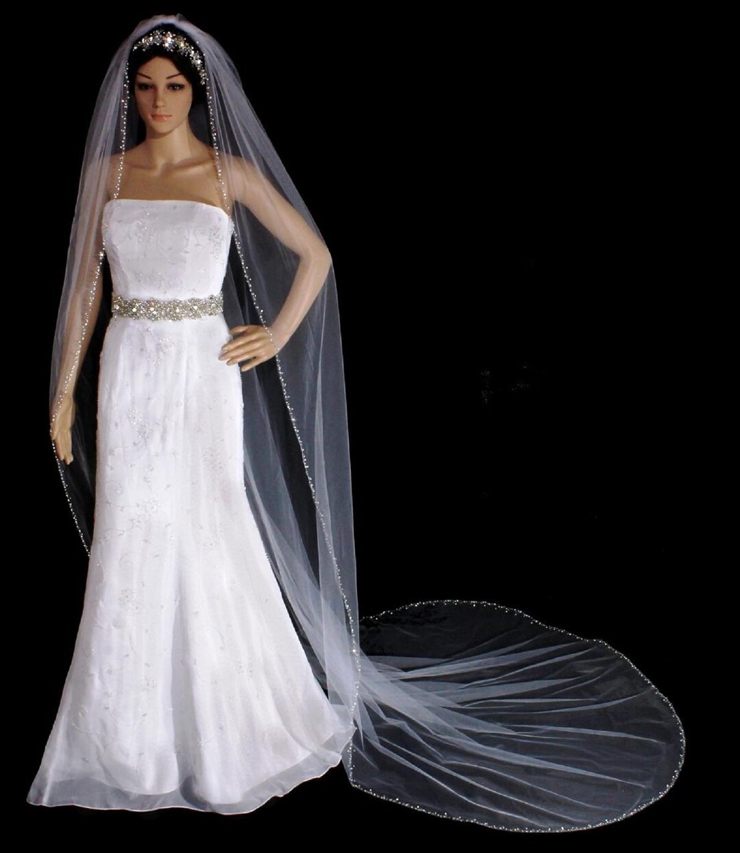 New | Wedding Veil | Crystals Edge Glitter Tulle Veil | Fingertip ...