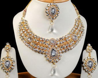 Big Costume Jewelry - Etsy