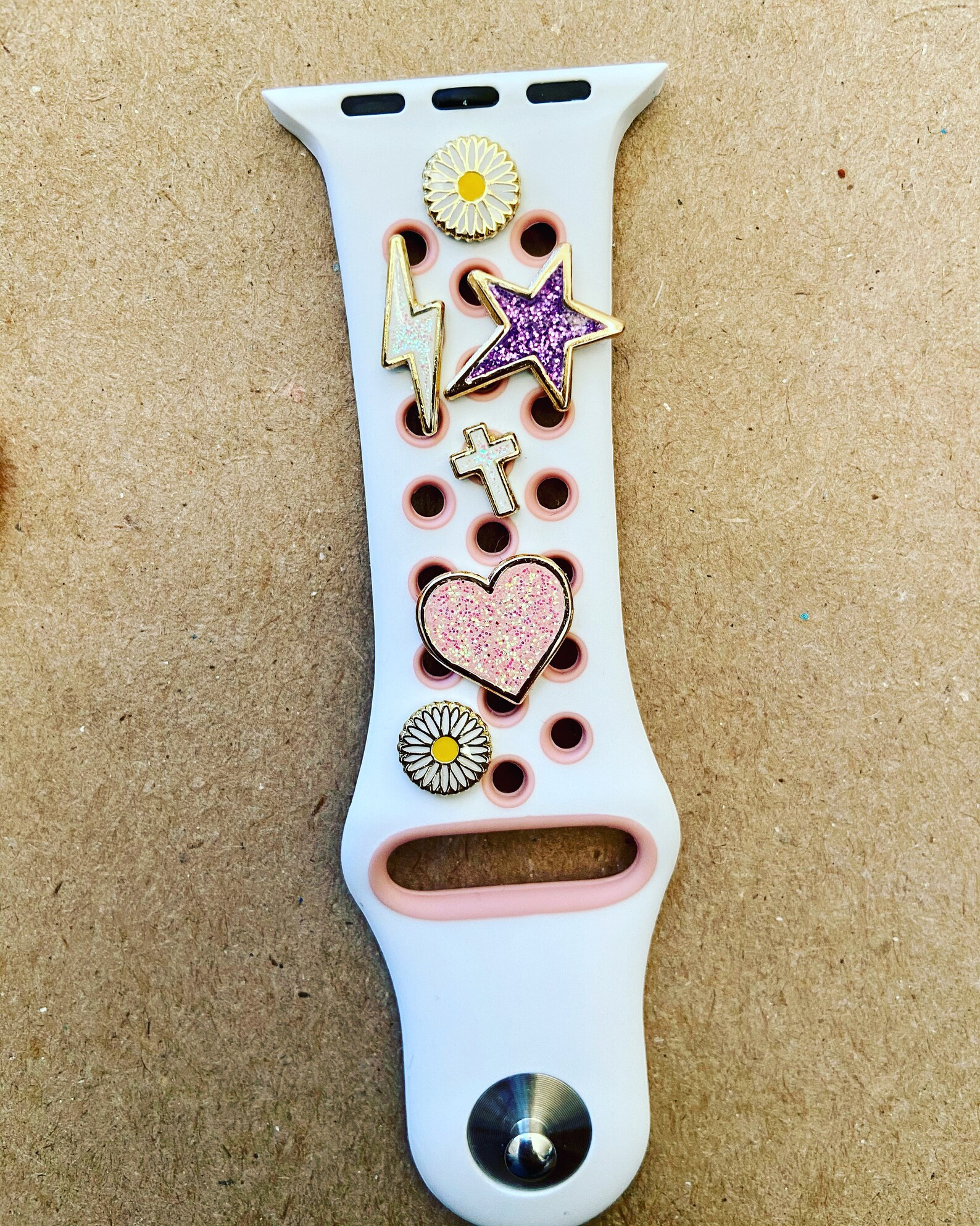 Daisy Apple Watch Band Charm | Magicband Watch Charm, Apple Watch Charm ...