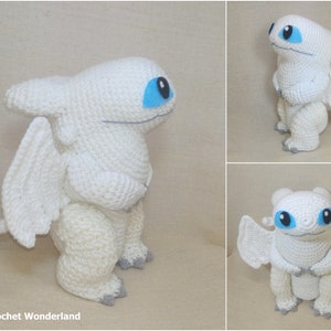 Toothless Couple _ Light Fury _ How to Train Your Dragon Inspired ...