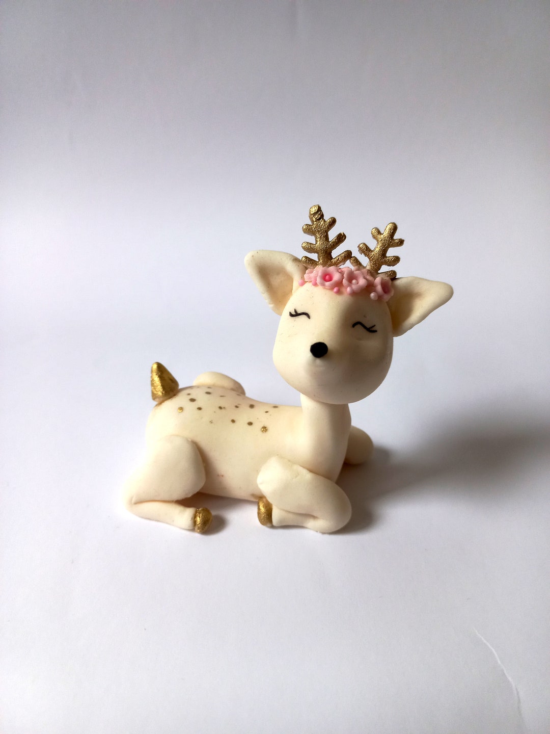 White Deer Fondant Cake Topper With Gold Accents | Handcrafted Wildlife ...