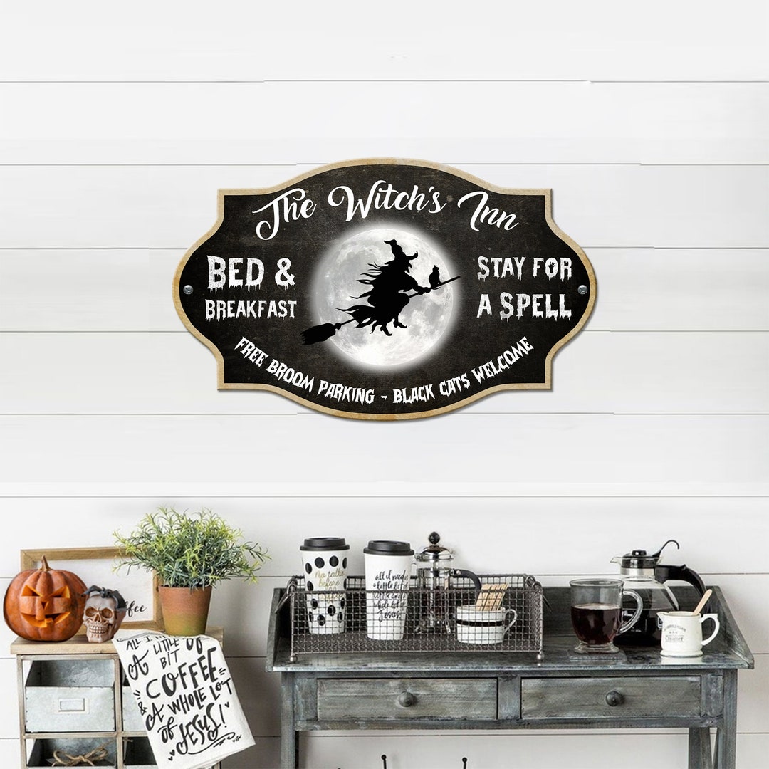 Halloween Decoration, the Witch's Inn Have Bed & Breakfast Creepy ...