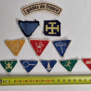 Set of 11 Embroidered Cloth "scouts and Guides De France" Badges ...