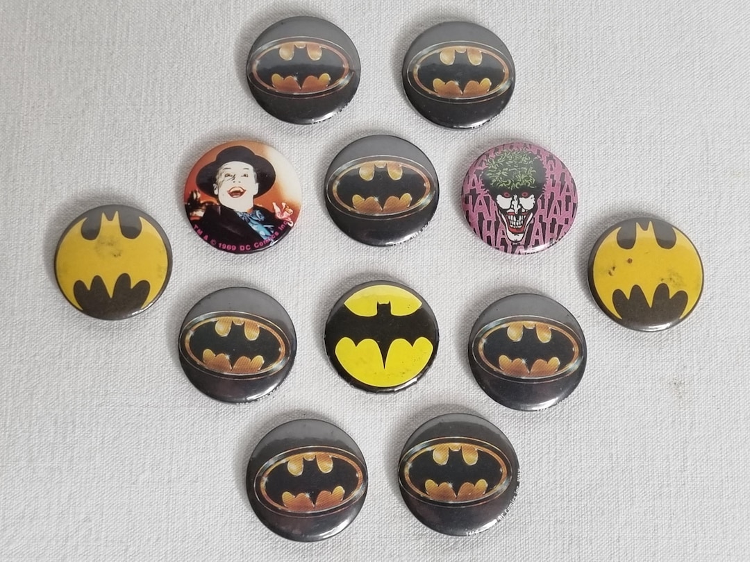 Set of 12 Vintage Batman Badges – DC Comics 1989 – Logos & Characters ...