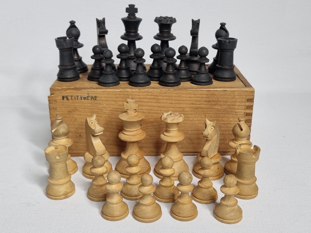 Antique Staunton-style Chess Set – Turned Wooden Pieces (king 6 Cm ...