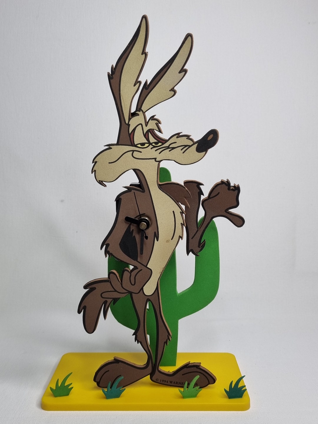 Original Will E. Coyote Clock From the Warner Bros. Road Runner ...