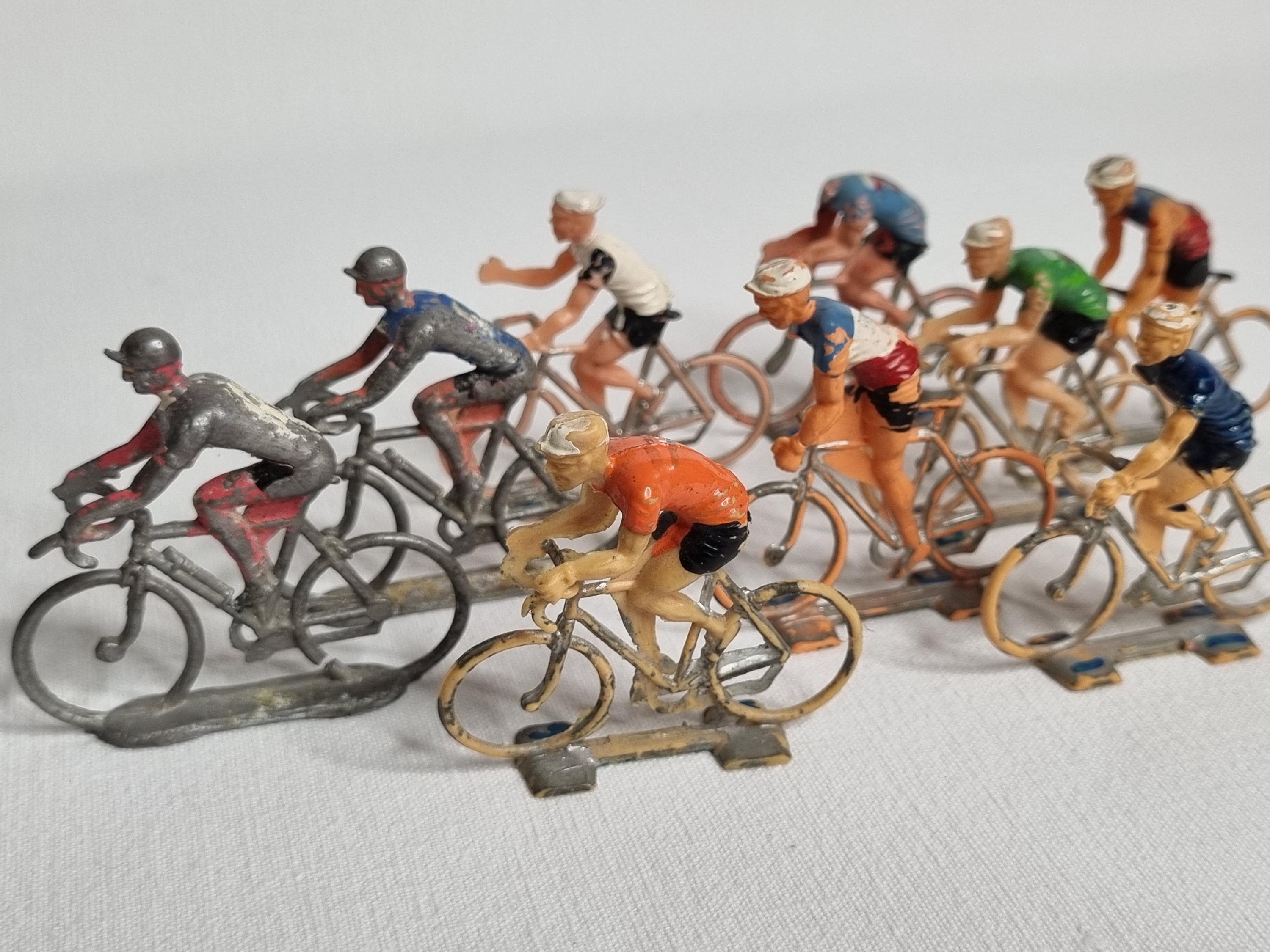 Set of 9 Cyclist Figurines 2 Salza Metal, 7 Painted Plastic, 1960s ...