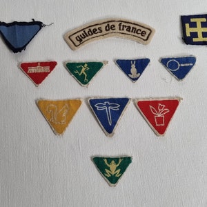 Set of 11 Embroidered Cloth "scouts and Guides De France" Badges ...
