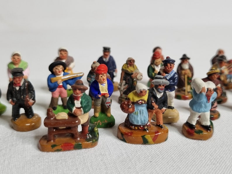 Set of 21 Miniature Provençal Santons, "puce" Size (2 Cm), Signed ...