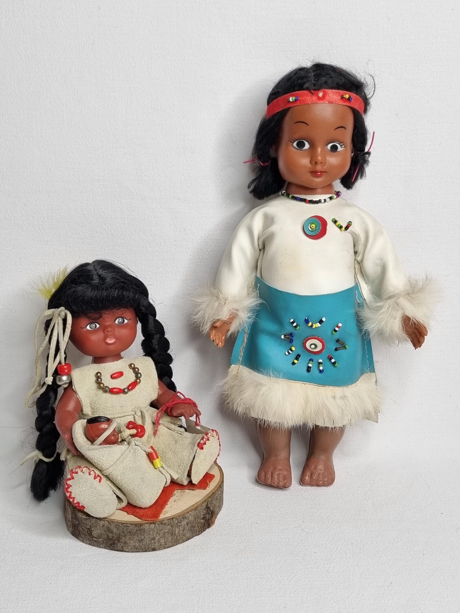 Set of Two Vintage Dolls in Traditional Costumes, Made in Canada, 26 Cm ...