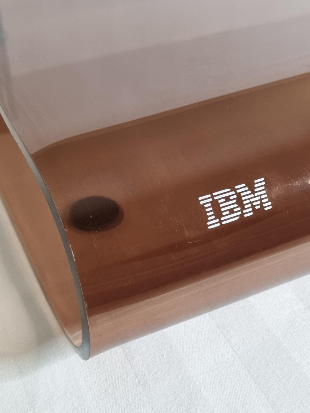IBM Brown Smoked Plexiglass Monitor Stand, 1980s, 43 Cm - Etsy
