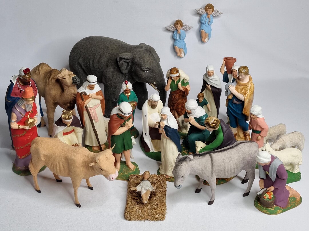 Complete Nativity Scene in Painted Plaster With 28 Santons and Animals ...