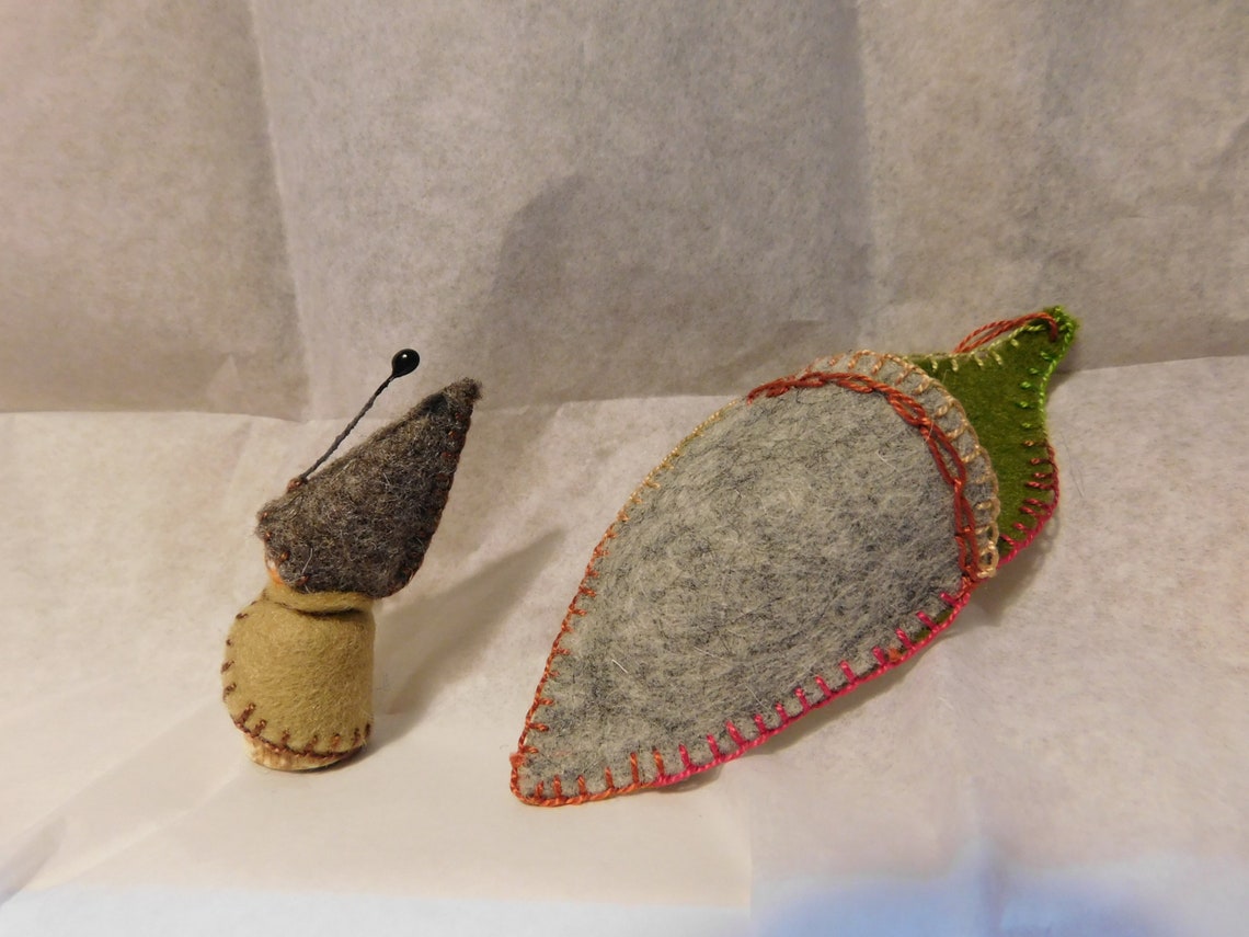Tiny Leaf Bug Faerie Peg Doll in a Leaf Felt Pocket Waldorf | Etsy
