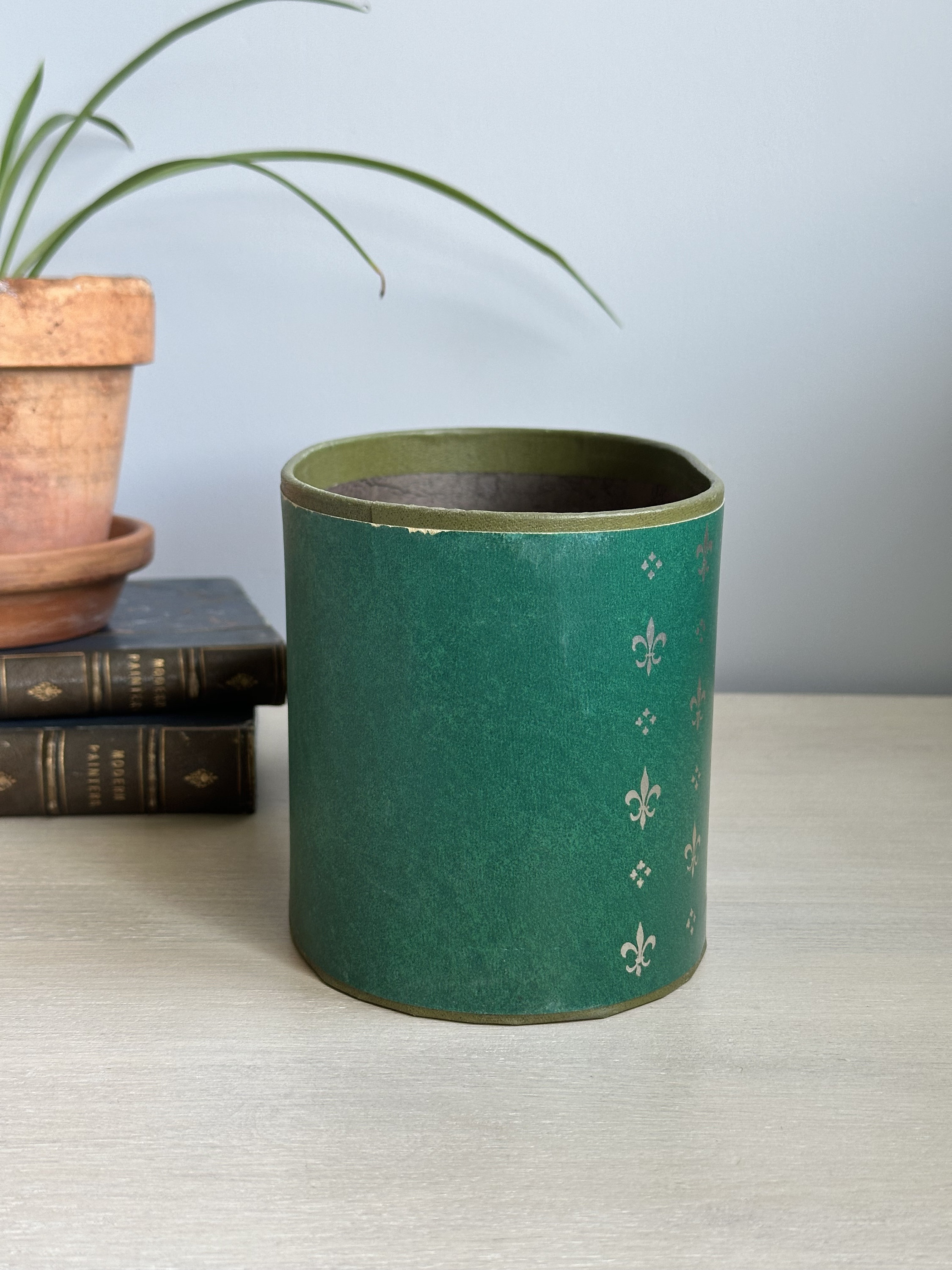 Vintage Mail Bin Letter Organizer, Mid Century Mail Letter Holder, Oval ...