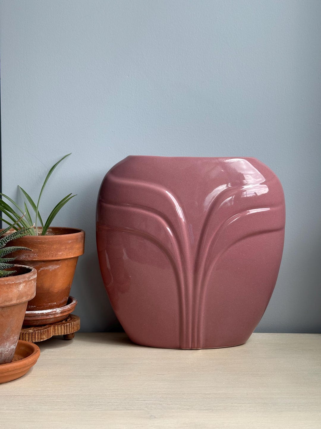 1980's Art Deco Style Mauve Vase, Vintage Mauve Ceramic Waterfall Vase ...