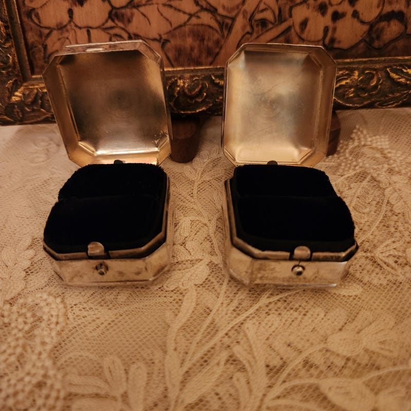 Antique Ring Box - Etsy