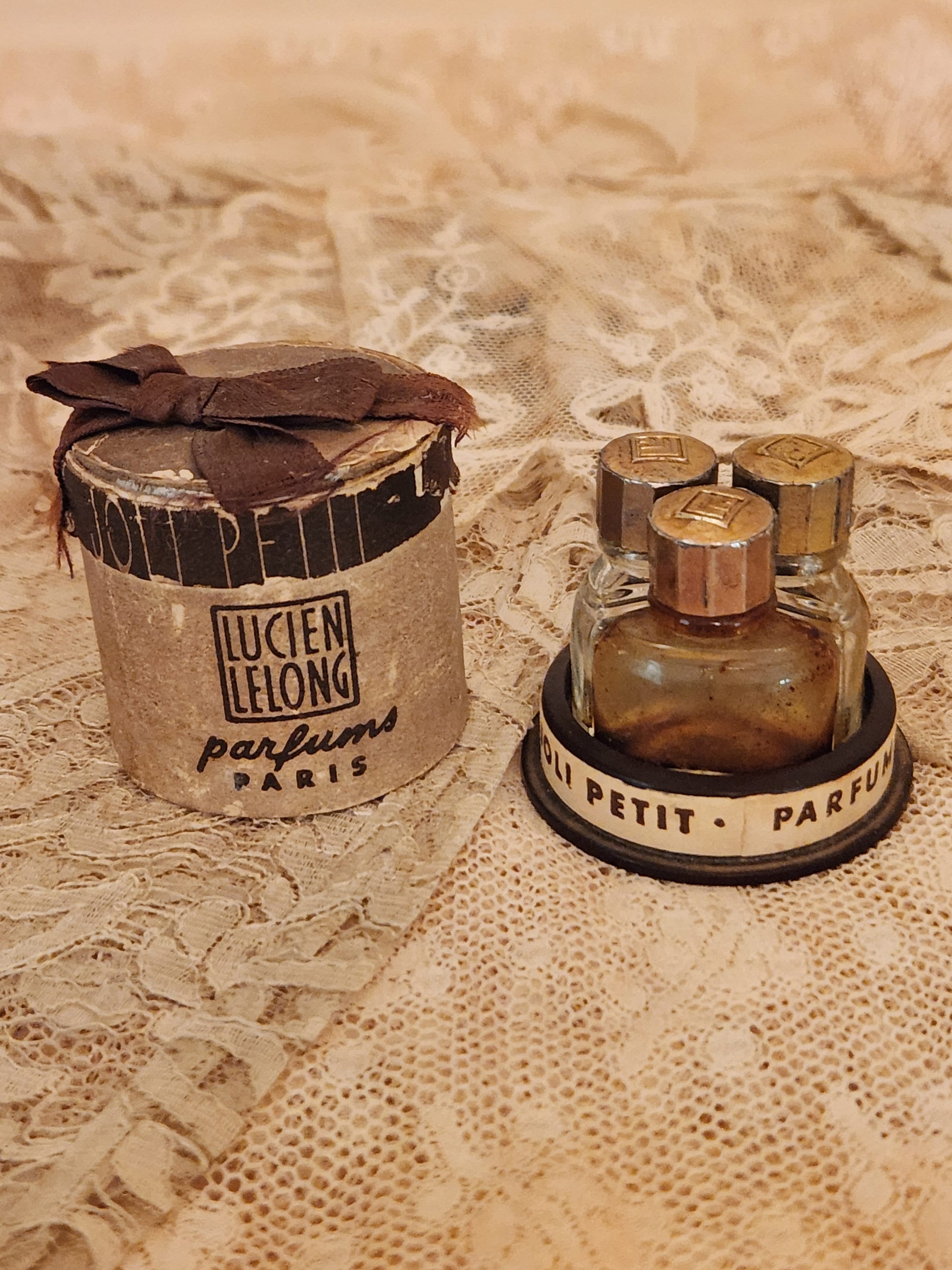 Antique Lucien Lelong Perfume Bottles in Original Hat Box - Etsy