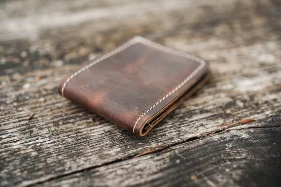 Brown wallet store