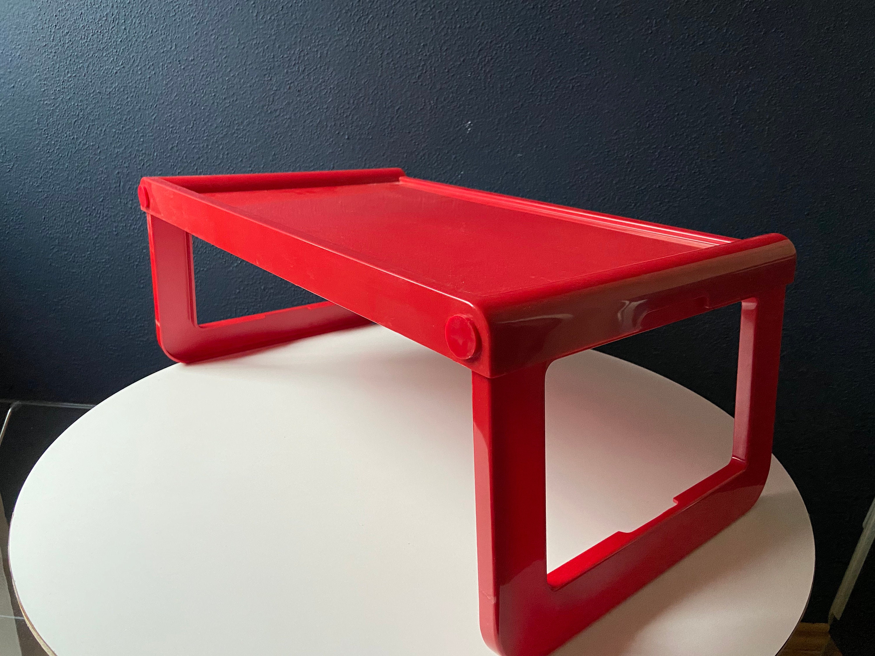 Jolly Multipurpose Foldable Tray in Red by Luigi Massoni for GUZZINI ...