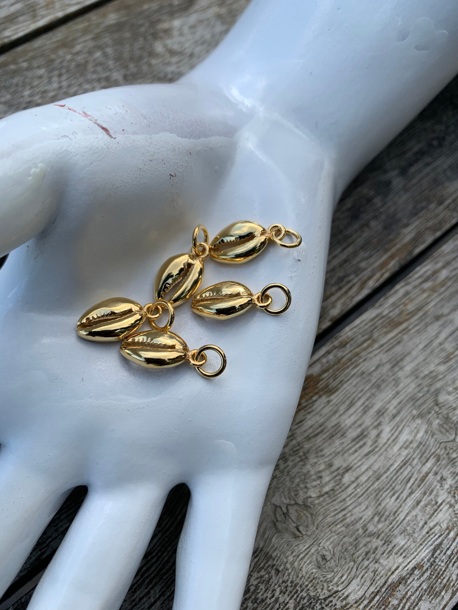 9ct Yellow Gold Cowrie Shell Pendant Yoni Vulva Vagina - Etsy