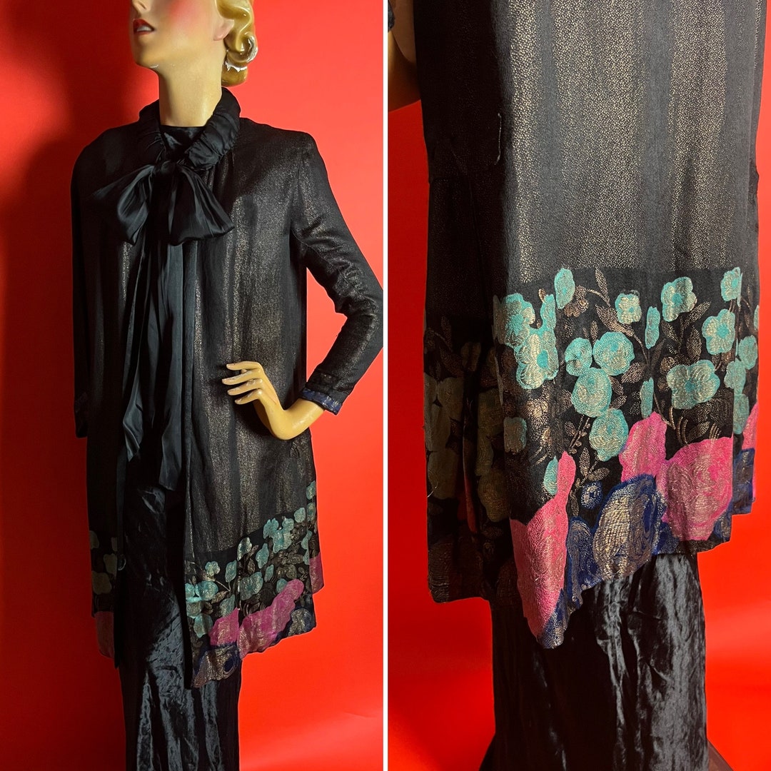 1920s Lamé Coat With Ruched Tie Neck, Open Front, Floral Lamé Border ...