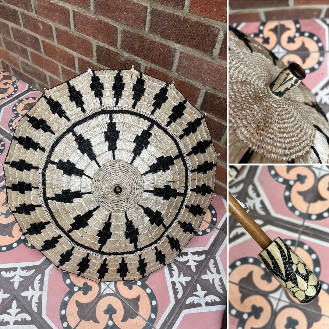 Extraordinary 1920s Raffia Sun Parasol With Black & Cream Geometric ...
