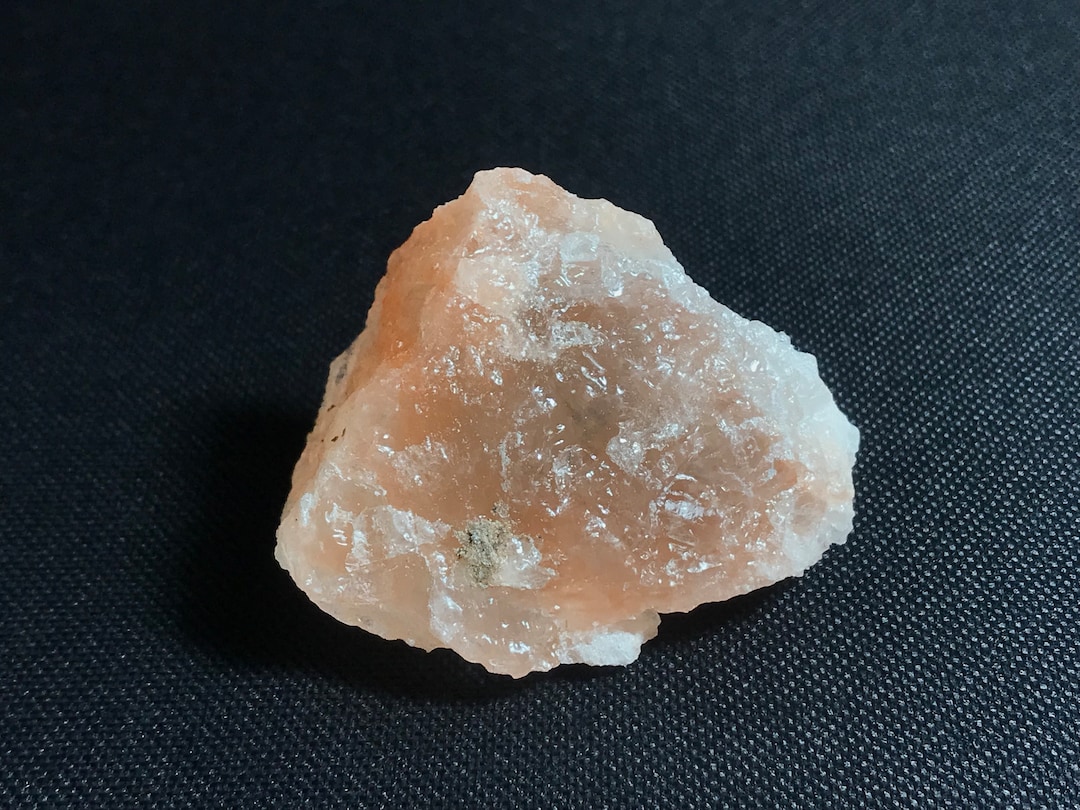 HIMALAYAN Pink Salt Chunk – Salt Crystal – Clear - White Colored ...