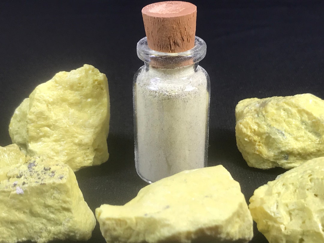 IJEN VOLCANIC Rock and Pure Volcanic Powder Set – From Ijen Volcano ...