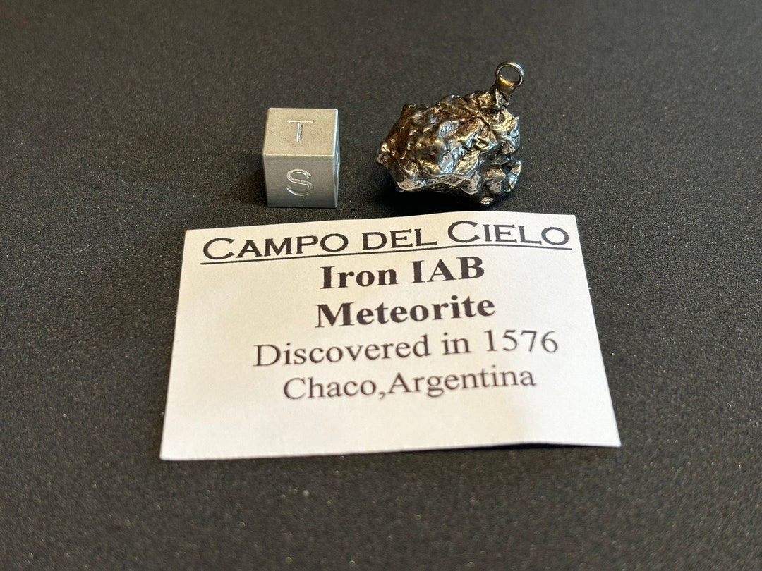 Meteorite CAMPO DEL CIELO - Iron Meteorite Pendant - Discovered 1576 in ...