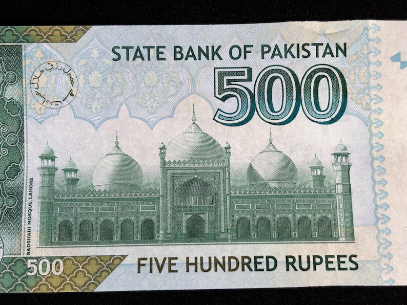 New PAKISTAN 500 Rupees Bank Note - UNC - in Circulation but Not Used ...