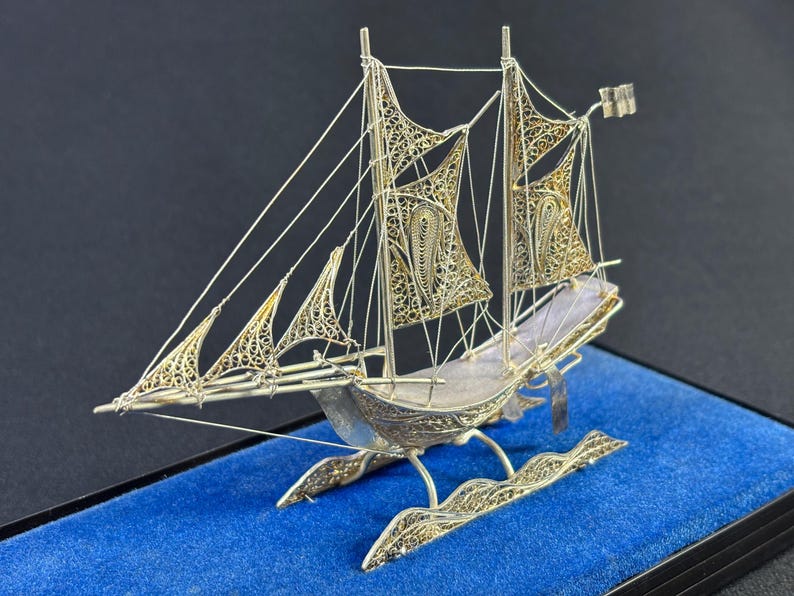 Spun Silver Wire Ship Sculpture: Vintage Indonesian Filigree Model ...