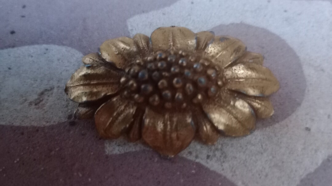Antique Brooch With Golden ALVA Flower - Etsy