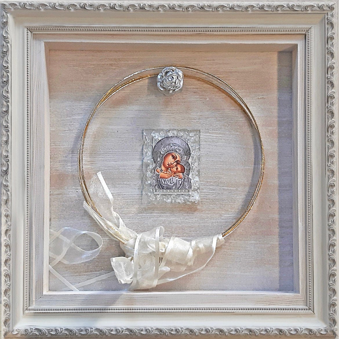 Wedding crown cases | Honestweddingadvice.com
