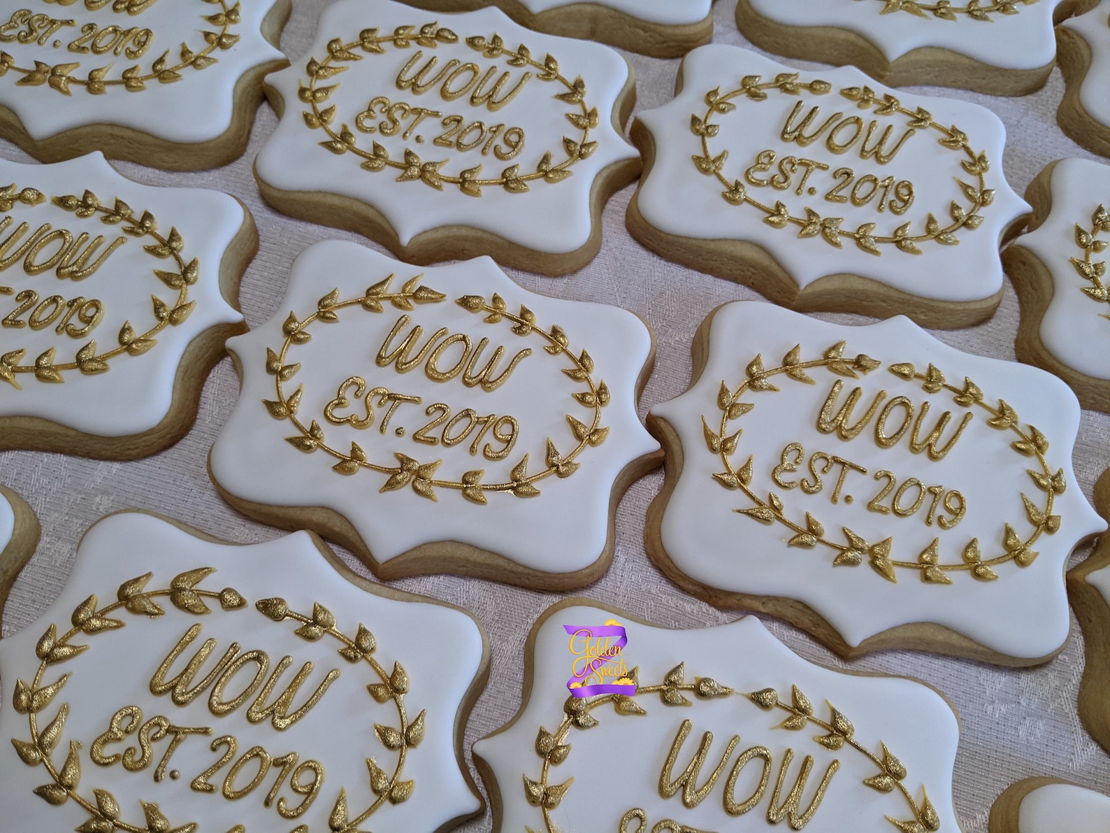 24 Gold Monogram Wedding Date Laurel Wreath Large Custom Cookies ...