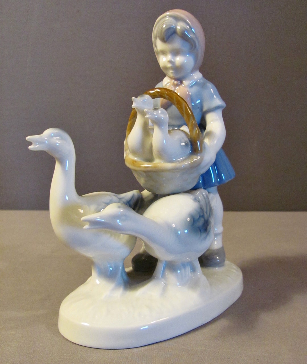 7438/B Gerold Porzellan Porcelain Figurine Girl With Two Geese and ...