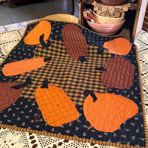 Primitive Quilt - Etsy