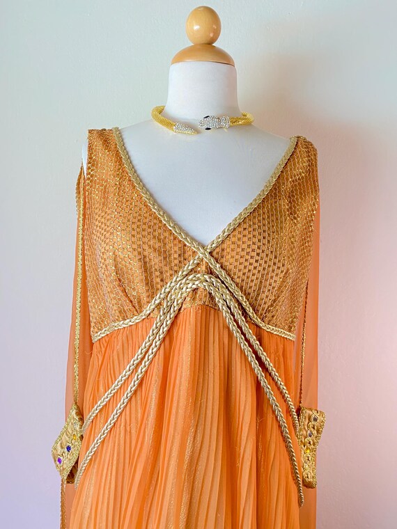 cleopatra egyptian goddess - Gem
