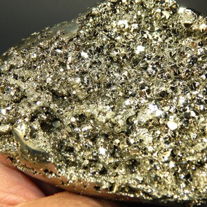 Pyrite Crystal Heart Palm Stone, Iron Pyrite Geode, Healing Crystals ...
