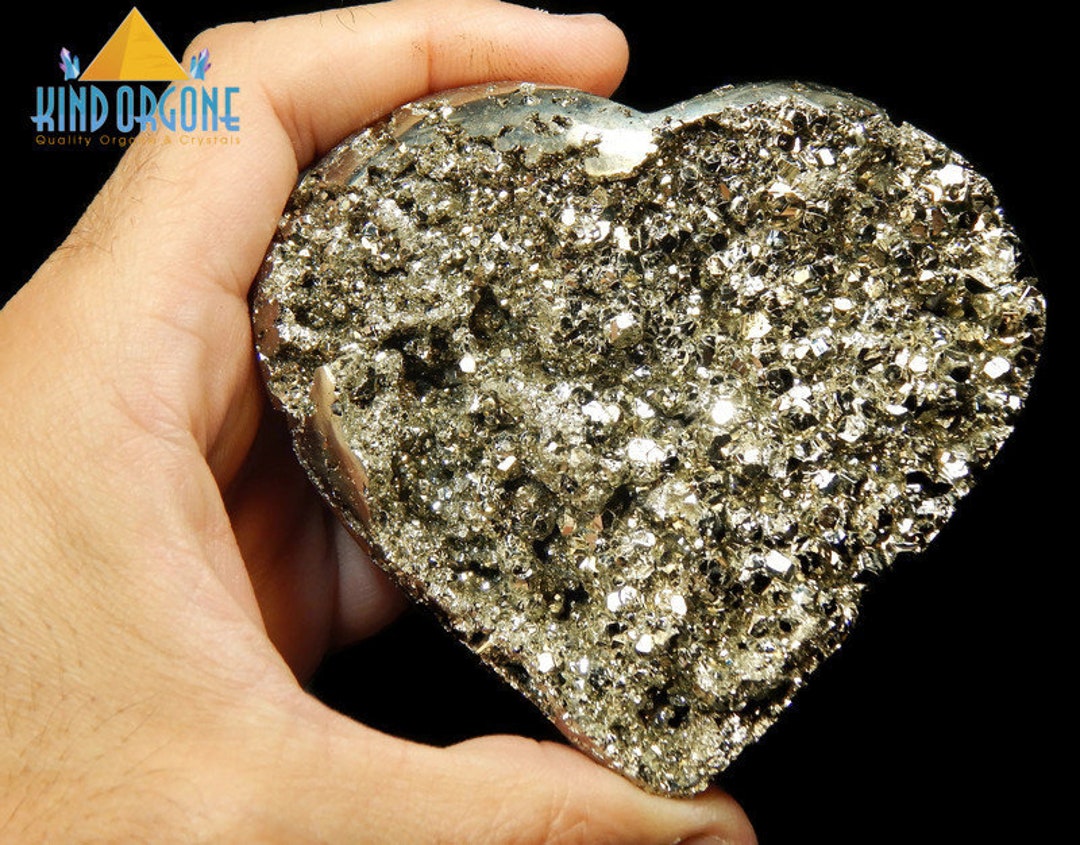 Pyrite Crystal Heart Palm Stone, Iron Pyrite Geode, Healing Crystals ...