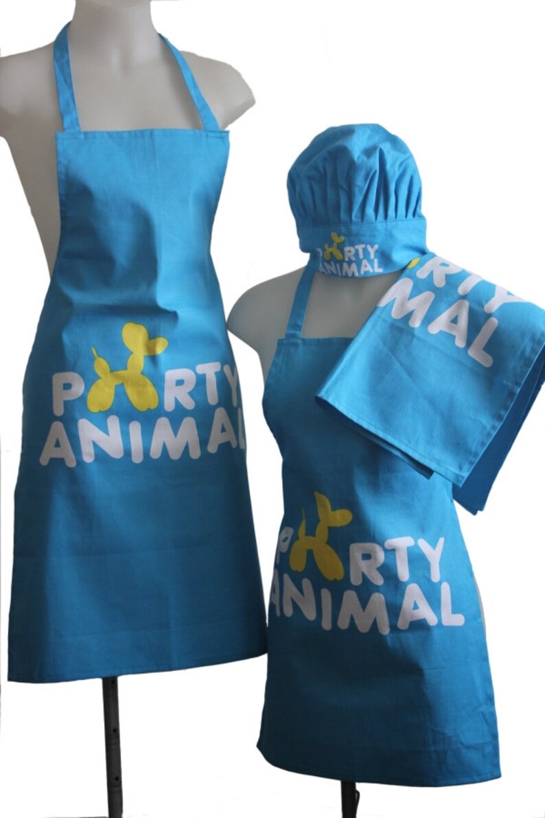 Mommy and Me Apron Set With Chef Hat & Tea Towel - Etsy