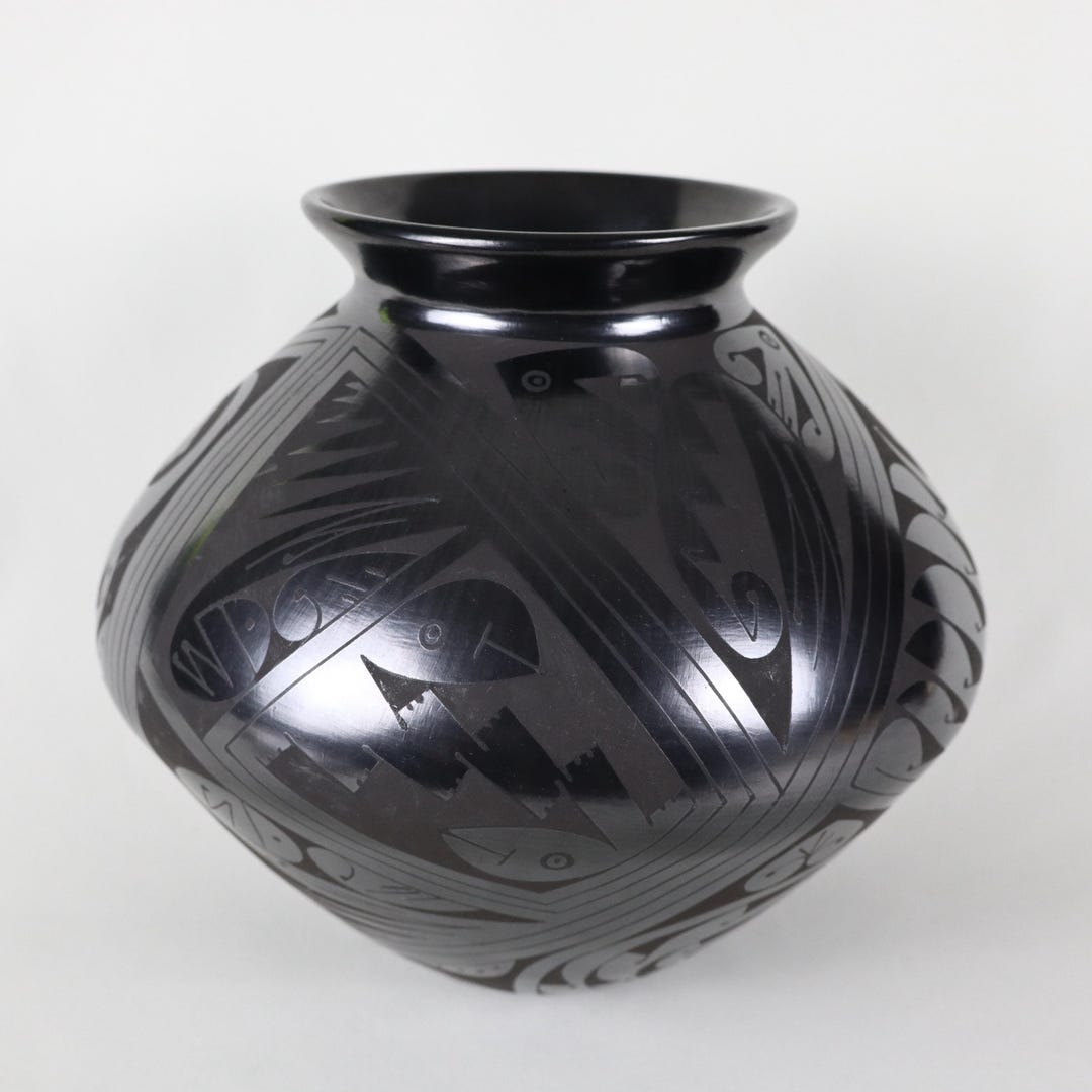 Mata Ortiz Pottery Ruben Lucero Signed Black-on-black Jar Polished ...