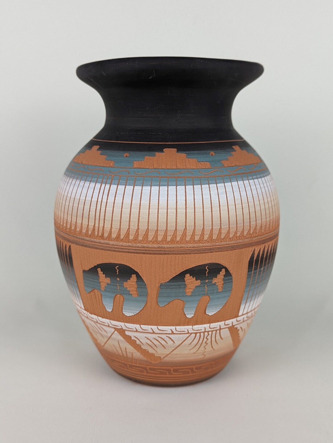 Navajo Pottery Bear Etched Red Clay Native American Art Signed Dine ...