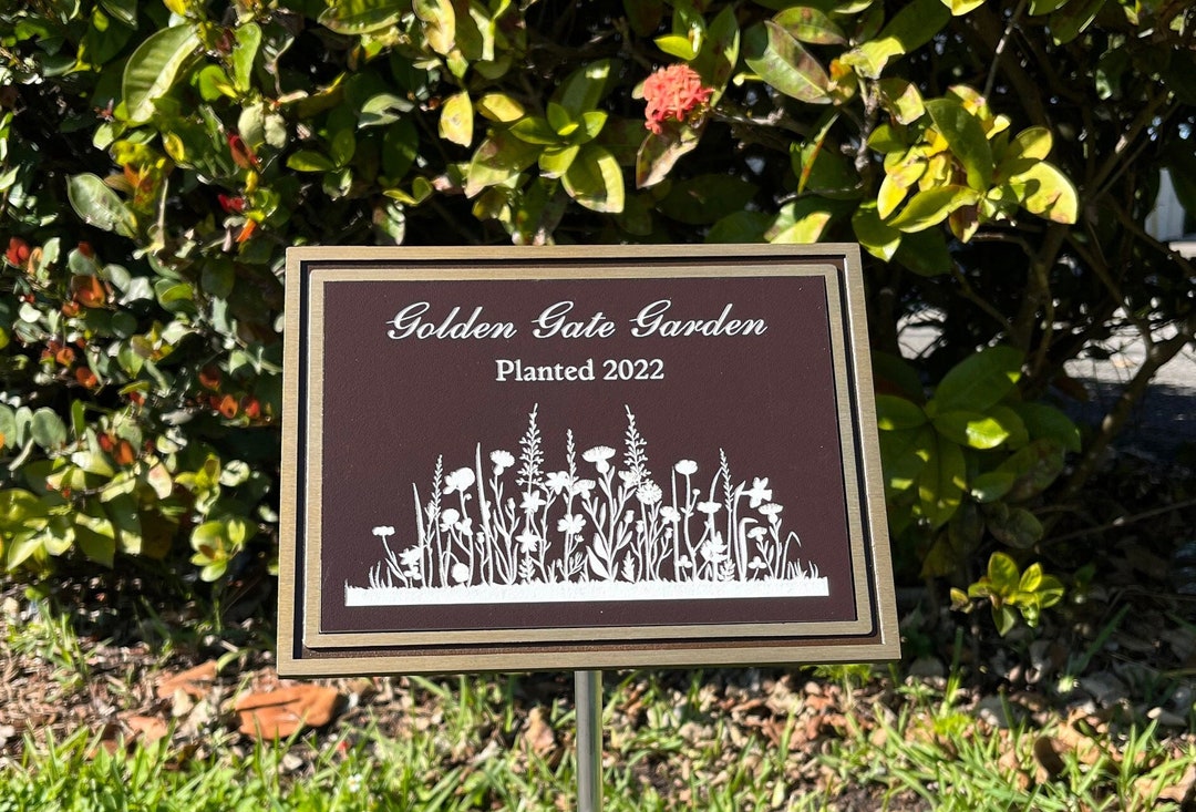 Personalized 6" X 8" Bronze/brown Outdoor Plaque W/stake for Memorial ...