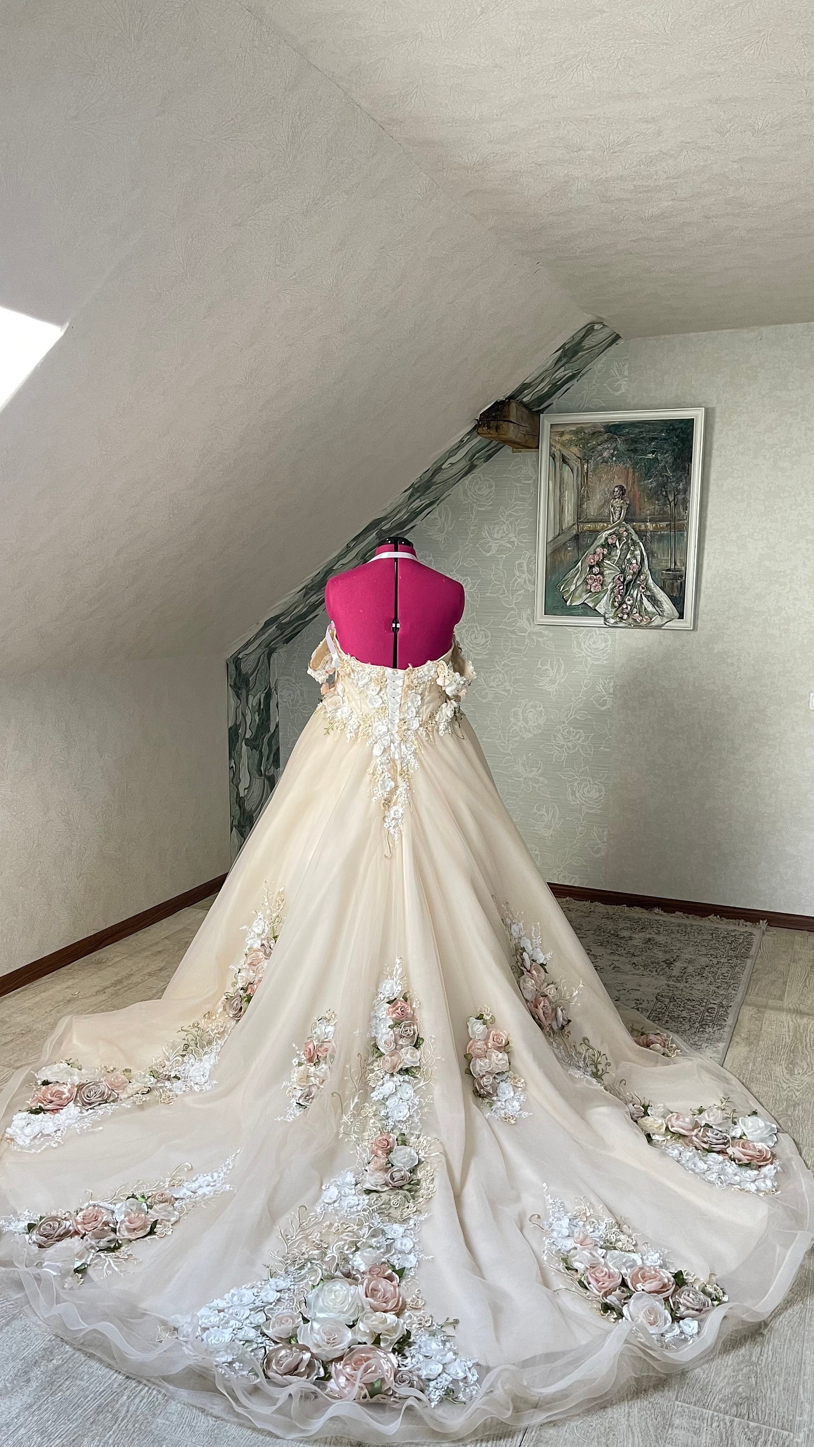 Unique Fairytale Dreem Wedding Dress Inga Ezergale Design Rose ...