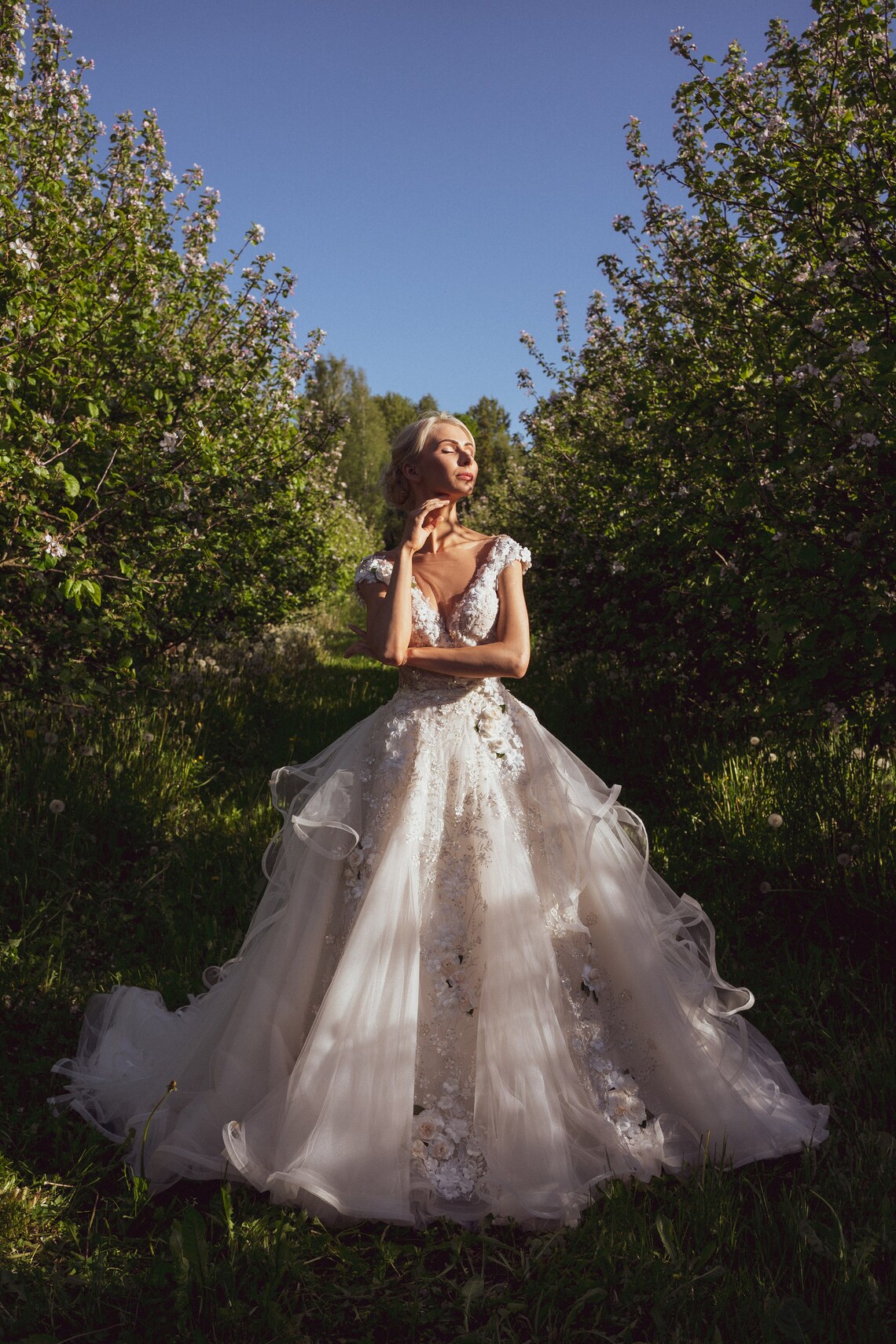 Off-white Princess Wedding Dress inga Ezergale Design Roses 2 - Etsy