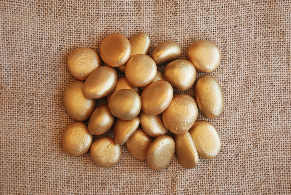 25 Gold Stones for Decor Sea Pebbles Table Potpourri Zen | Etsy