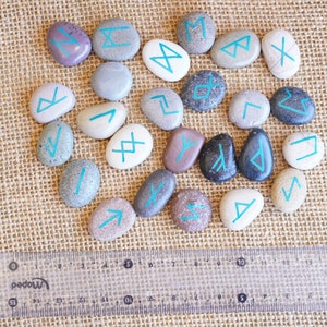 25 Sea Stone Runes in Organza Pouch Elder Futhark Runes, Hand Painted ...